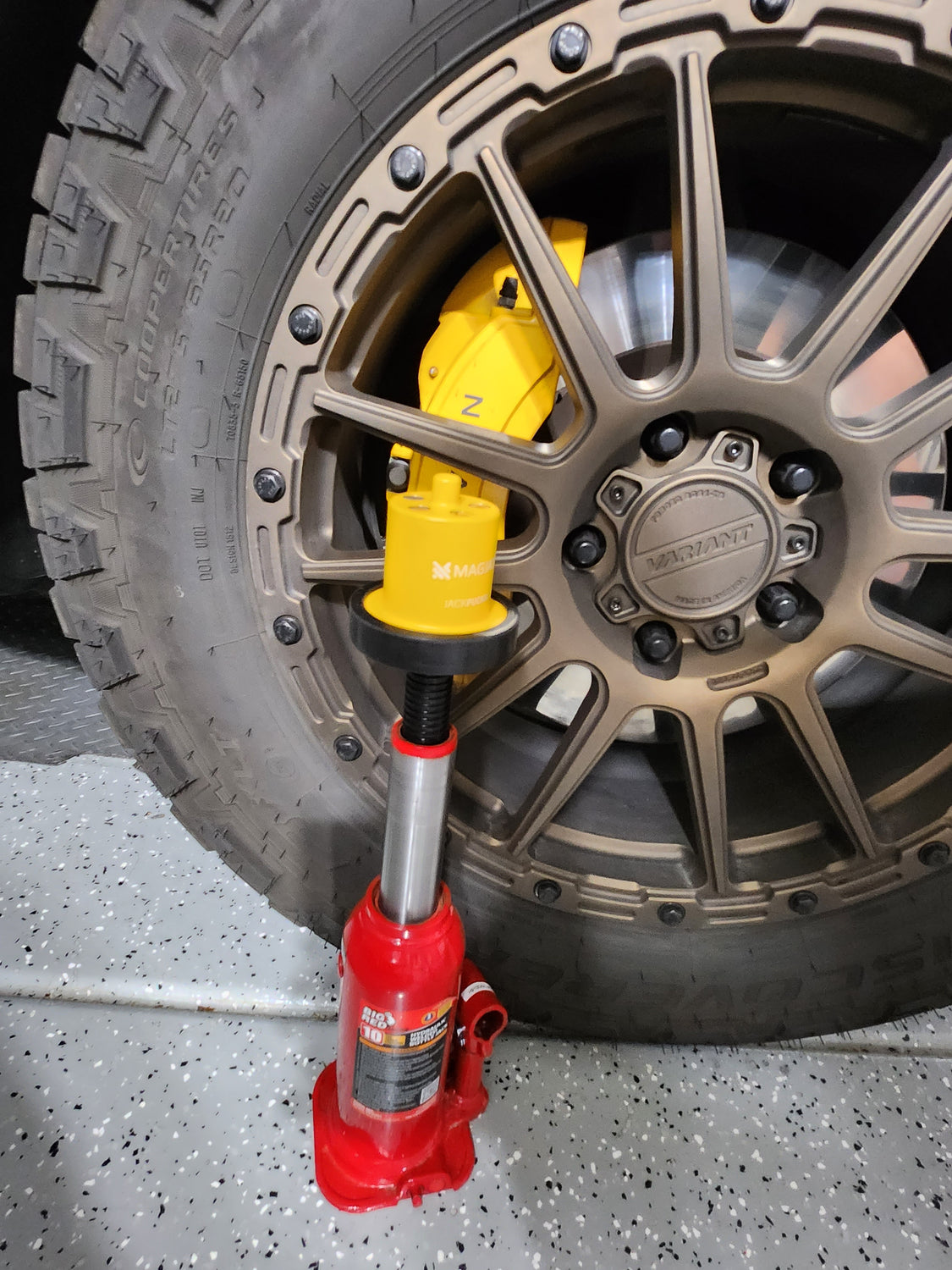 The ORIGINAL Magnetic Jack Puck Kit for Rivian R1T & R1S Lift with Con ...